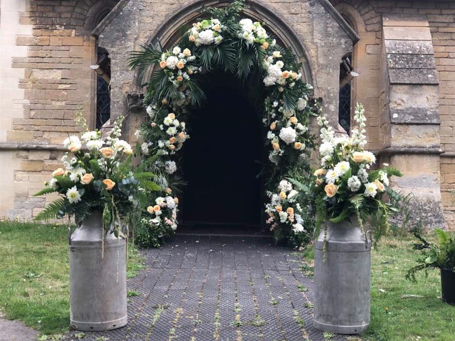 Wedding Flowers Oxford - Bloomin Chic Florist